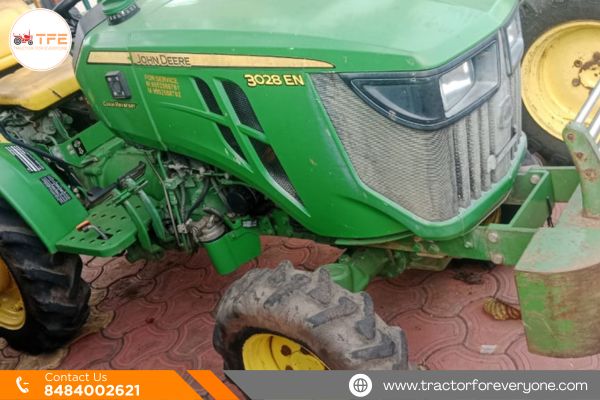Used John Deere 3028 EN 4WD Tractor 2021 in Solapur, Maharashtra ...
